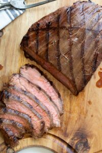 Quick Flank Steak: 2-Ingredient Recipe (Grilled & Marinated)
