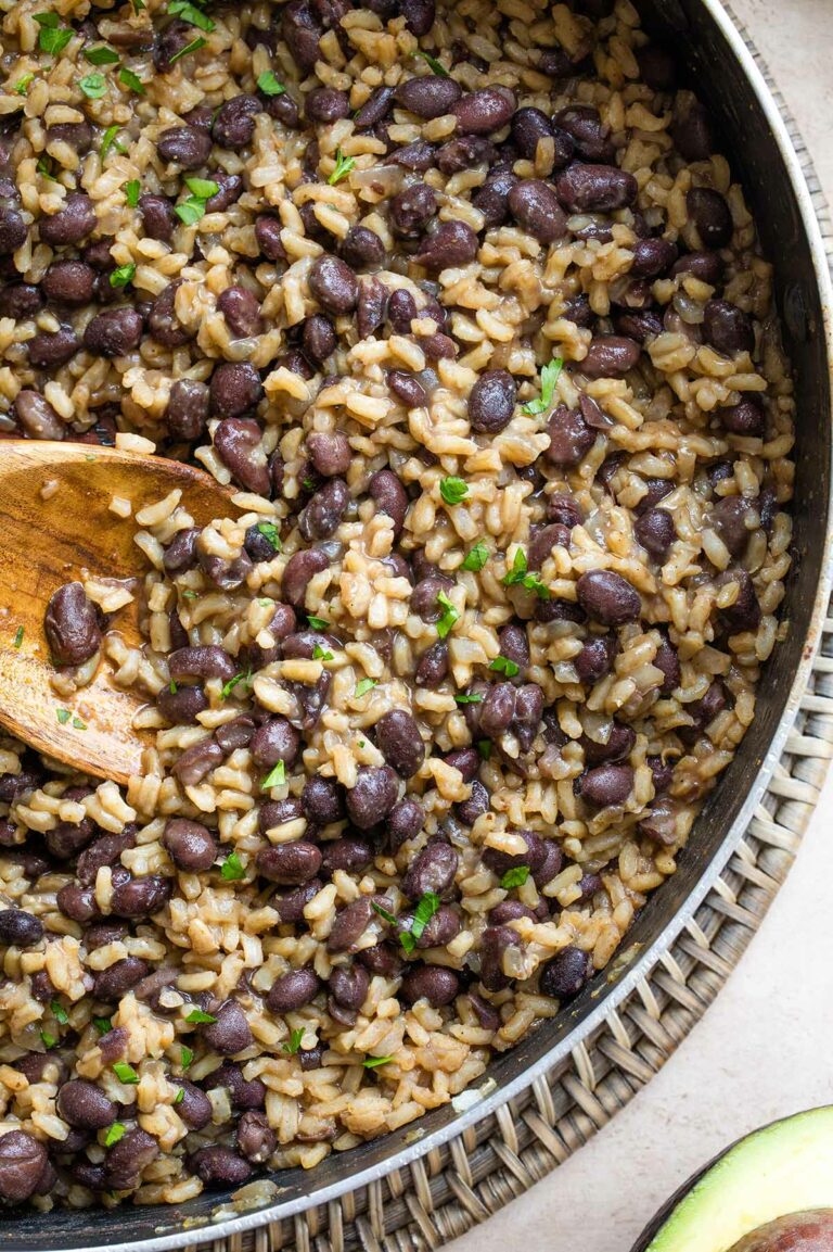 Gallo Pinto Recipe: Costa Rican Rice and Beans (Authentic + Variations)