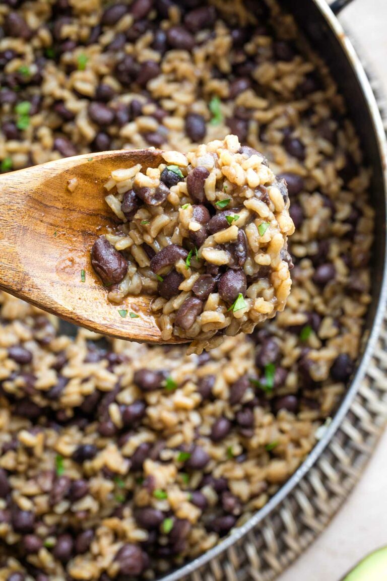 Gallo Pinto Recipe: Costa Rican Rice and Beans (Authentic + Variations)
